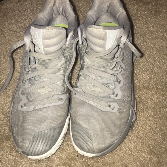 Nike | Shoes | Great Condition Nike Grey Hyperdunks | Poshmark